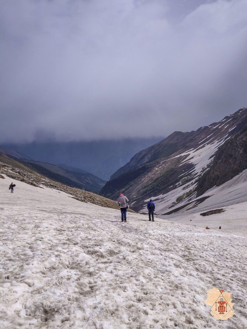 Buran Ghati Trek | Trekking In Himalayas | Trekmunk