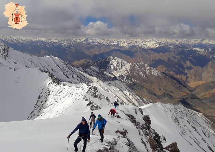 Stok Kangri Trek Cost, Route, Budget & Itinerary for 2022